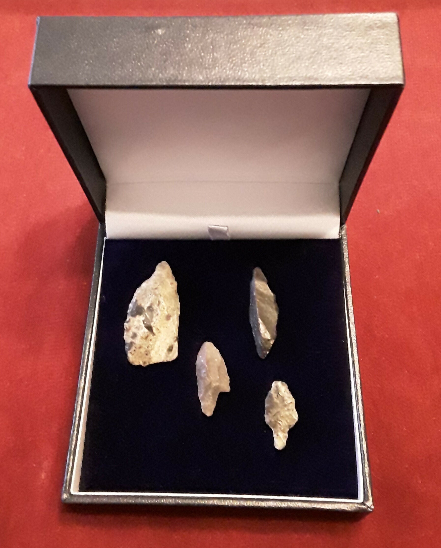 A Group Of Four Stone Age , Neolithic Period, Flint Arrow Heads.