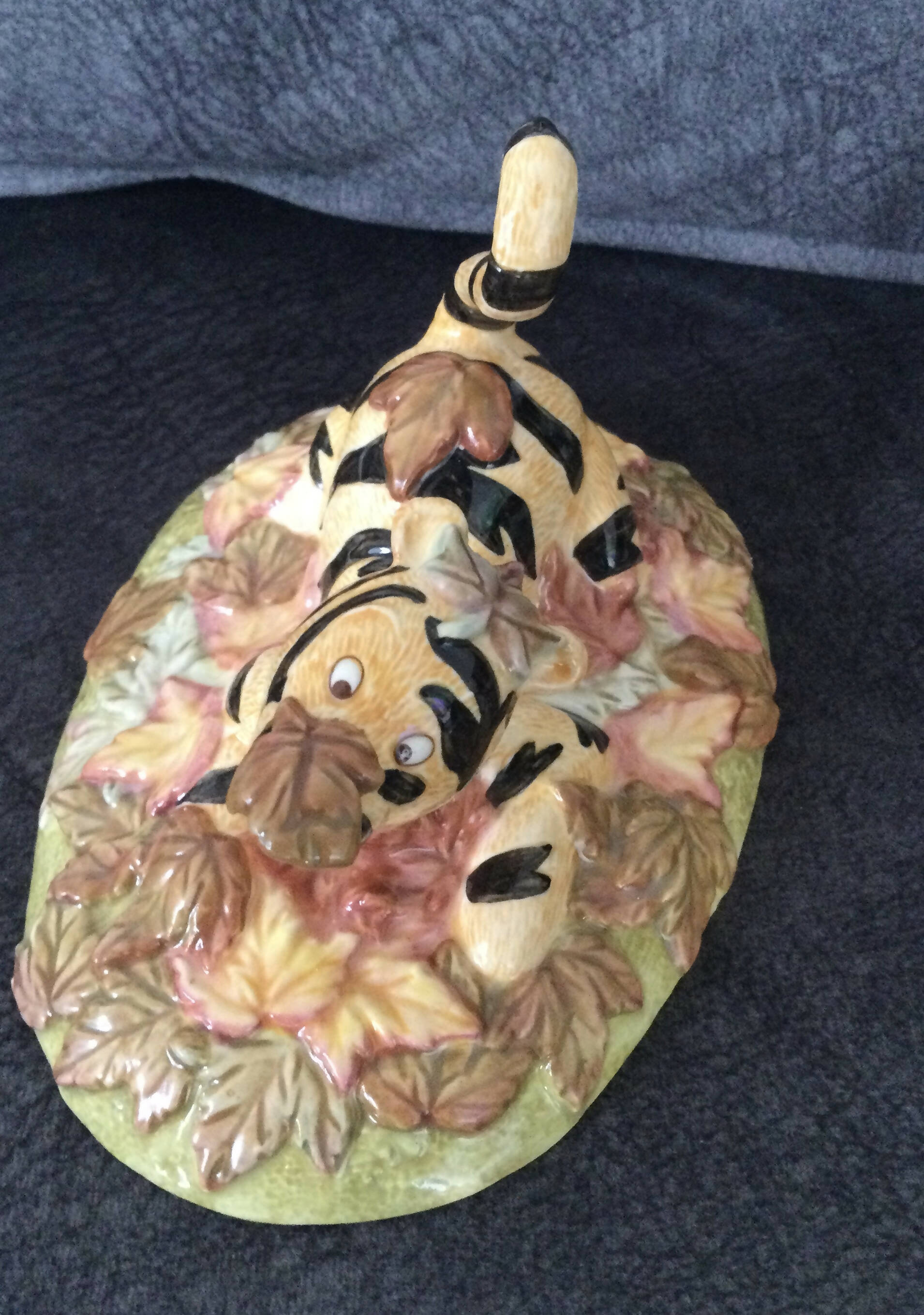 Royal Doulton Tigger figurine Doulton Sometimes Autumn Tickles Your No