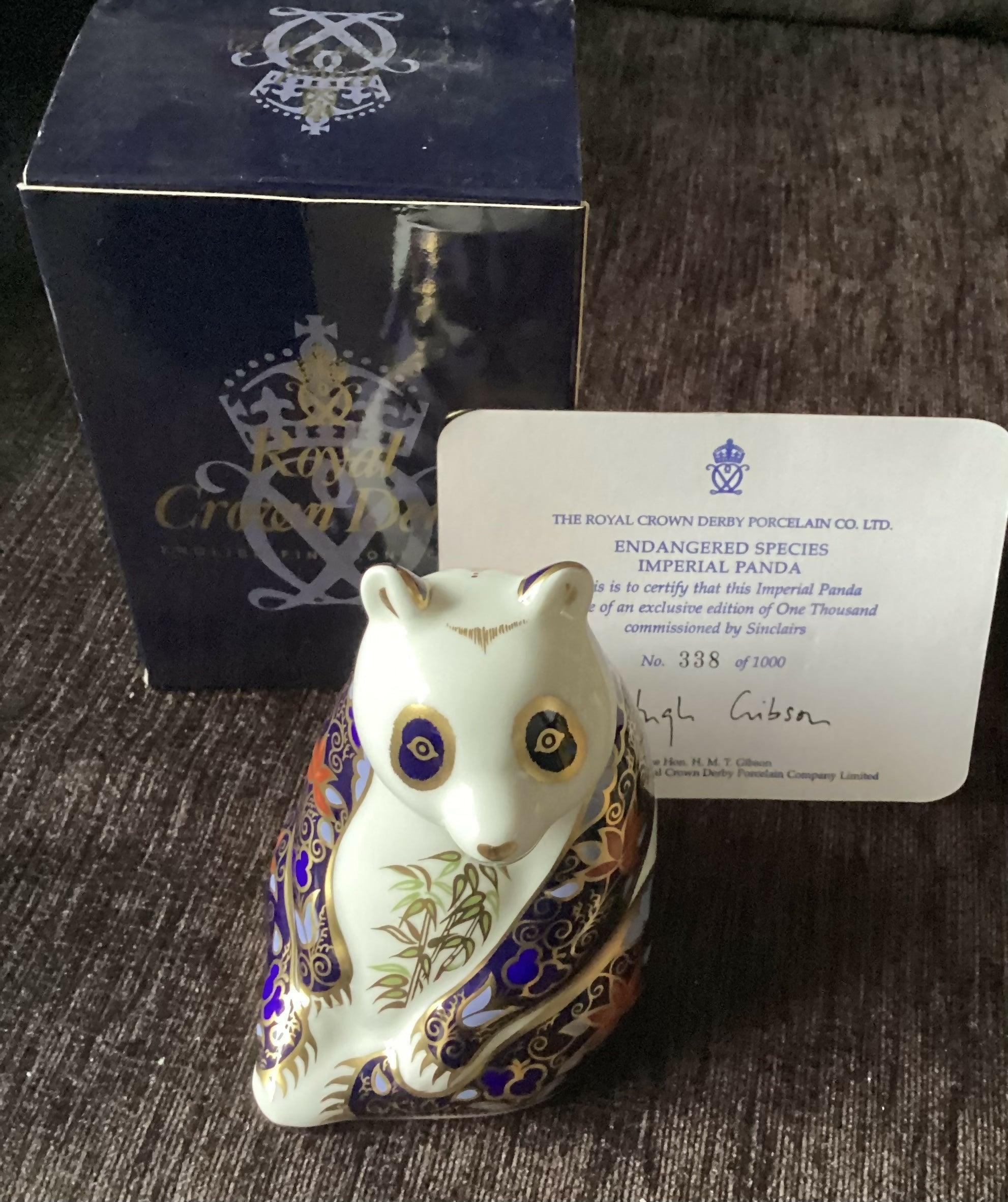 Royal Crown Derby Paperweight with gold stopper Royal Crown derby Pand