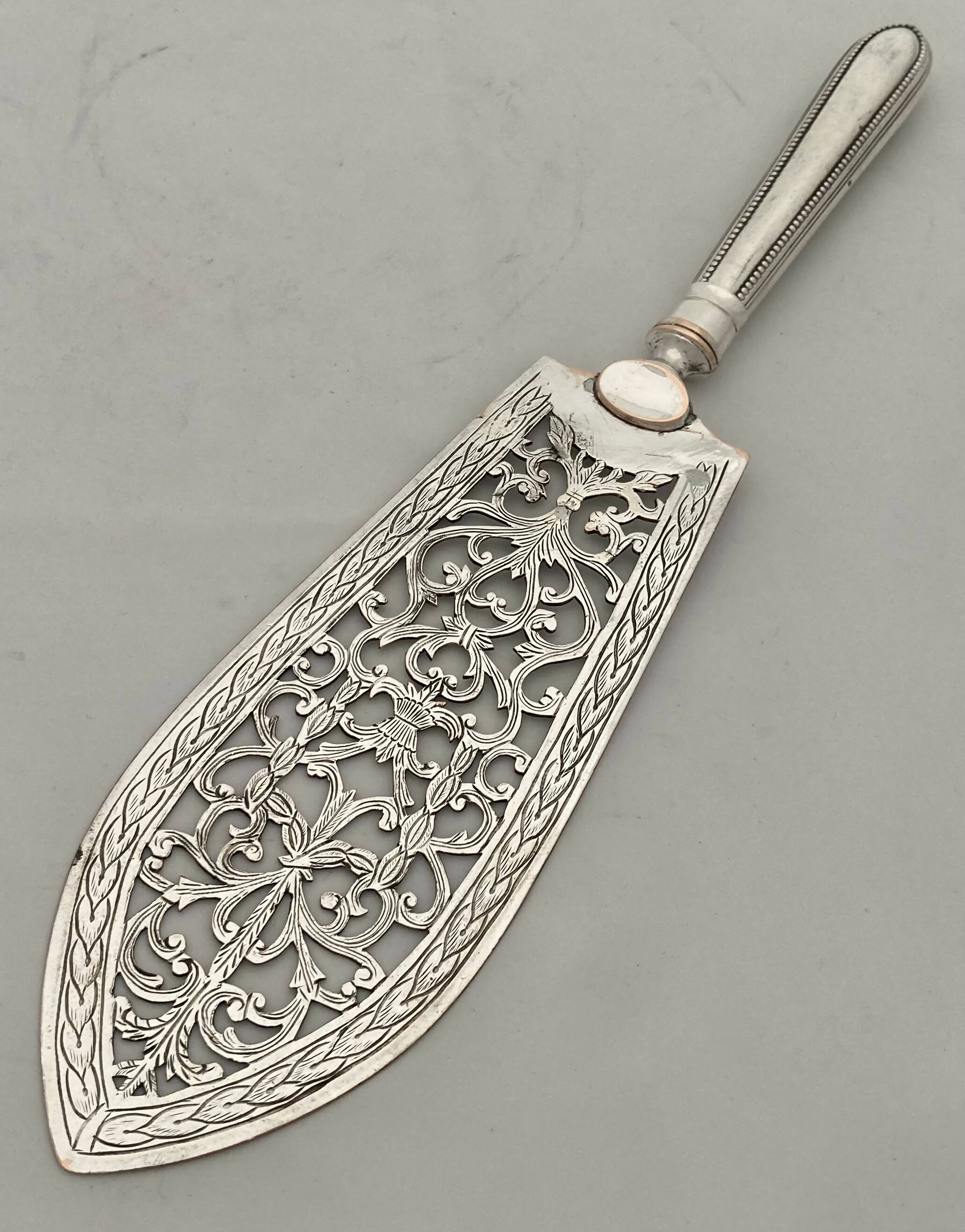 Georgian, George III, Old Sheffield Plate Fish Slice, circa 1770.